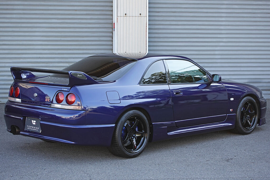 1996 Nissan Skyline R33 GT-R - TOPRANK Europe